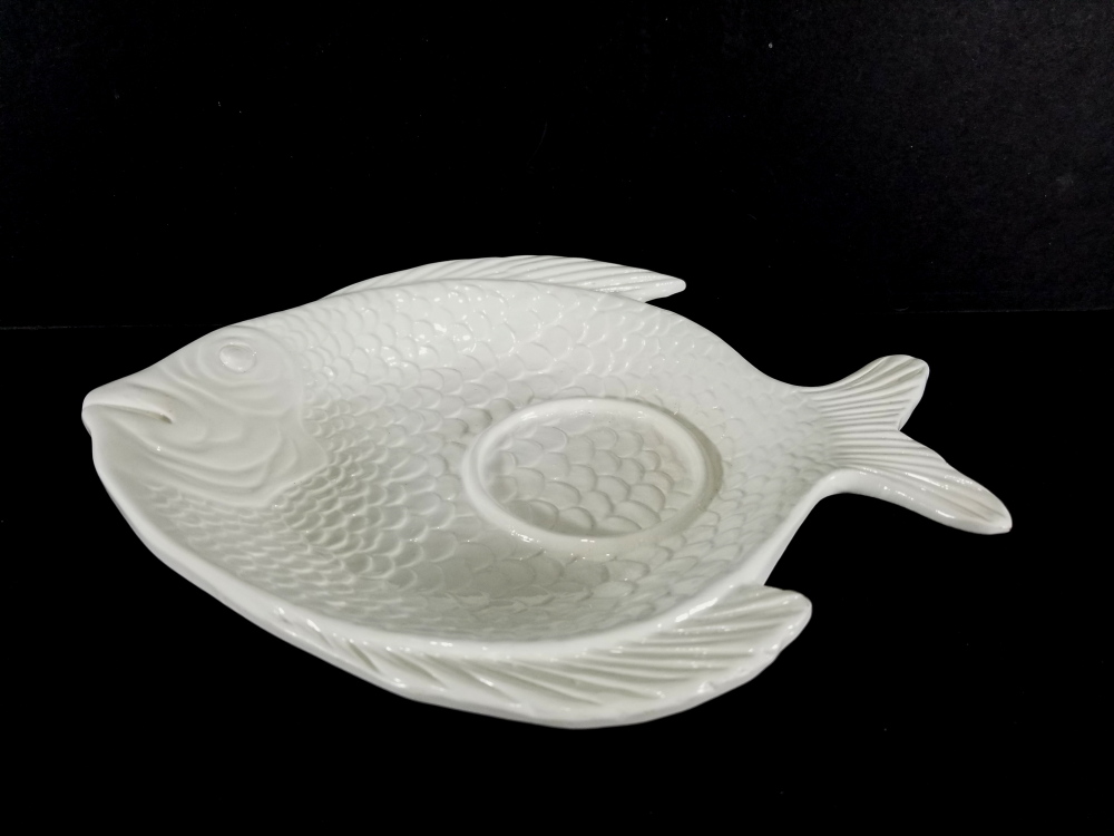Italy Ceramic Snack Fish Plate - White | Property Room