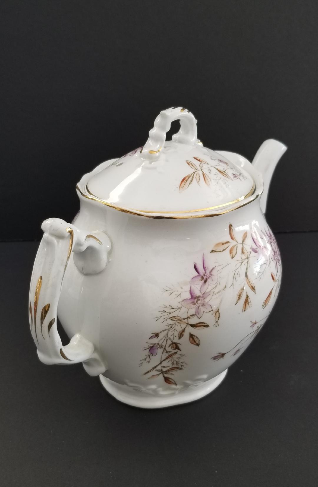 Alfred Meakin Royal Ironstone China Tea Pot with Lid | Property Room