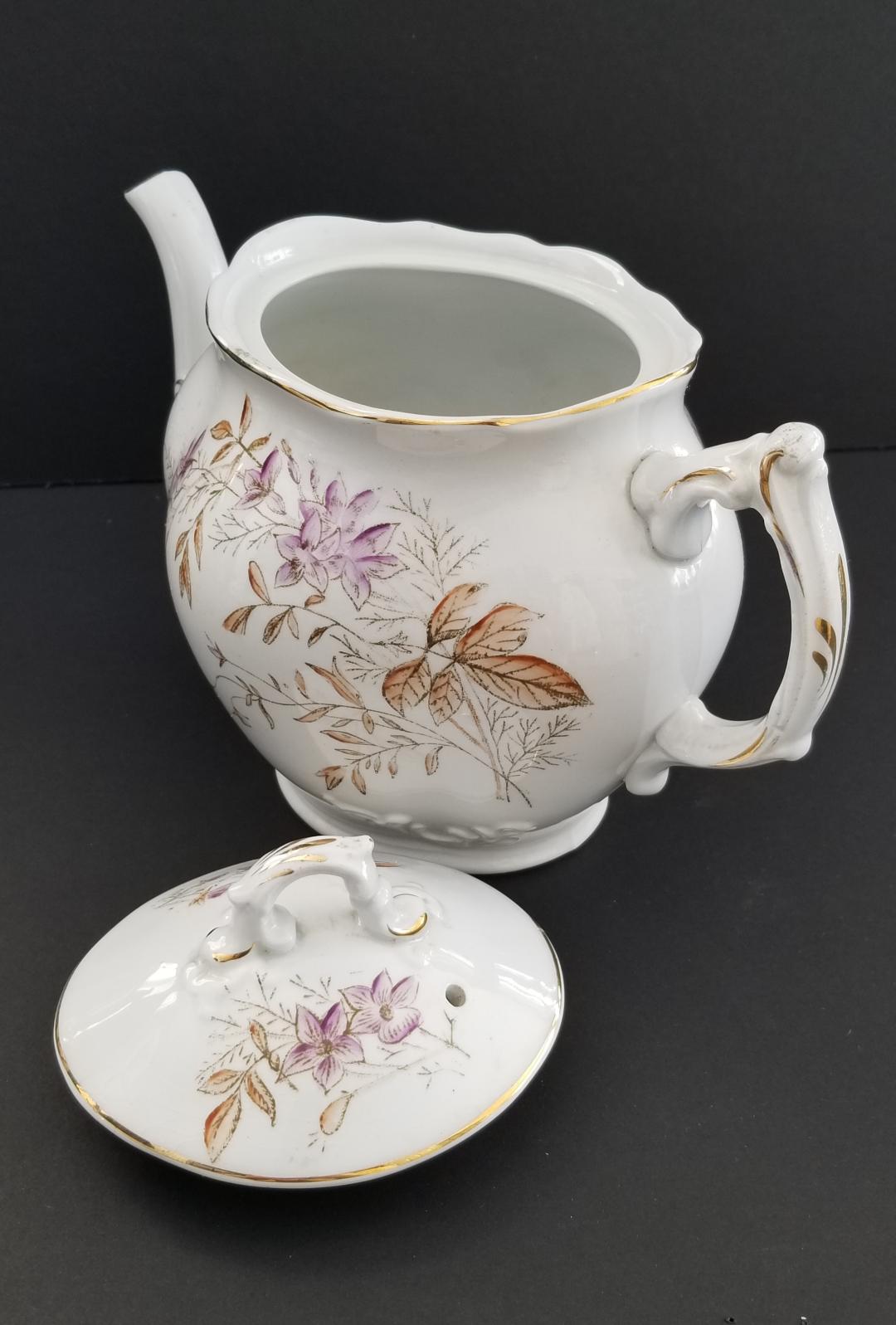 Alfred Meakin Royal Ironstone China Tea Pot with Lid | Property Room