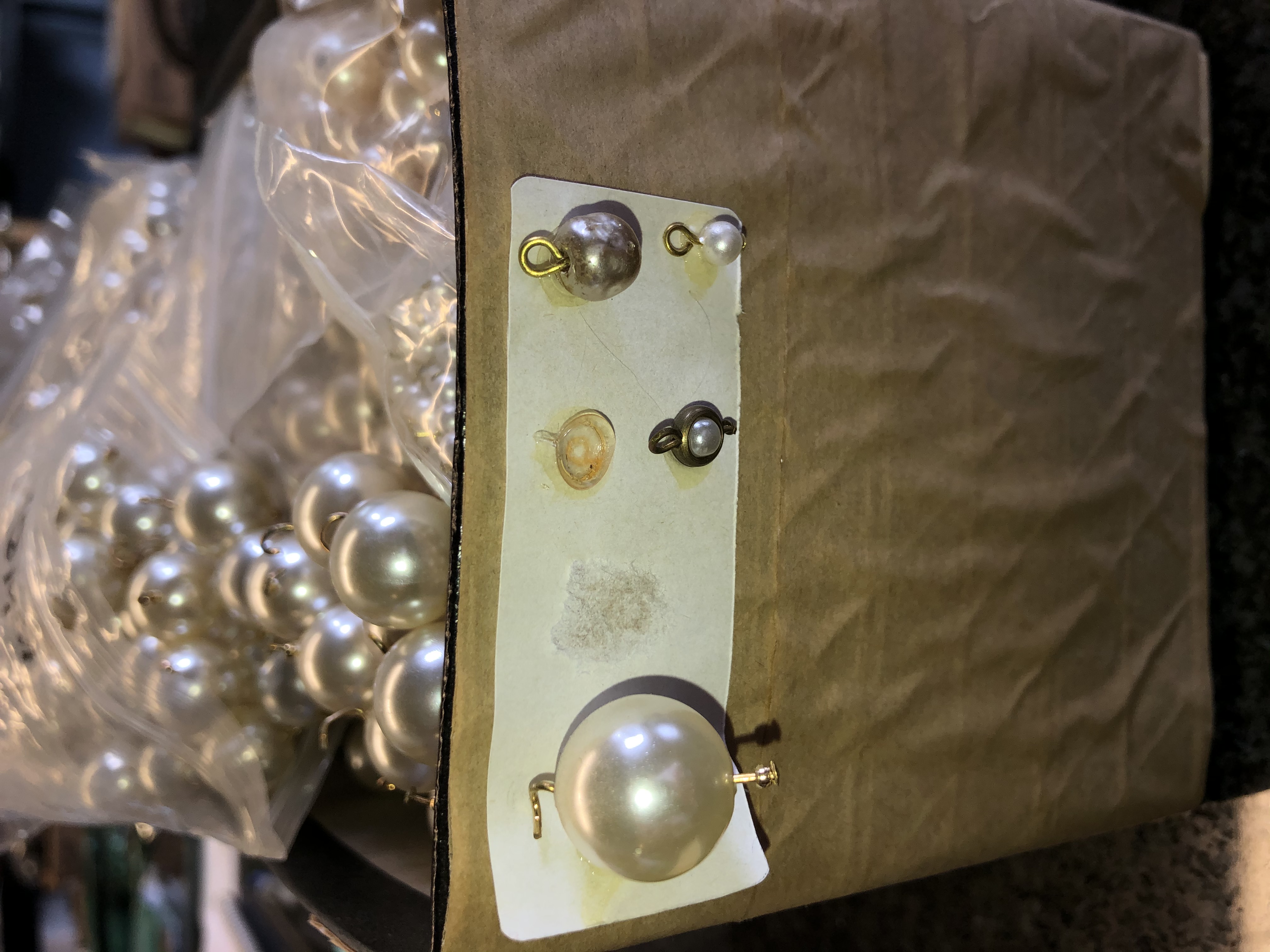Unclaimed Cargo from 1965 > Pearls Hundreds of Glass Pearls | Property Room