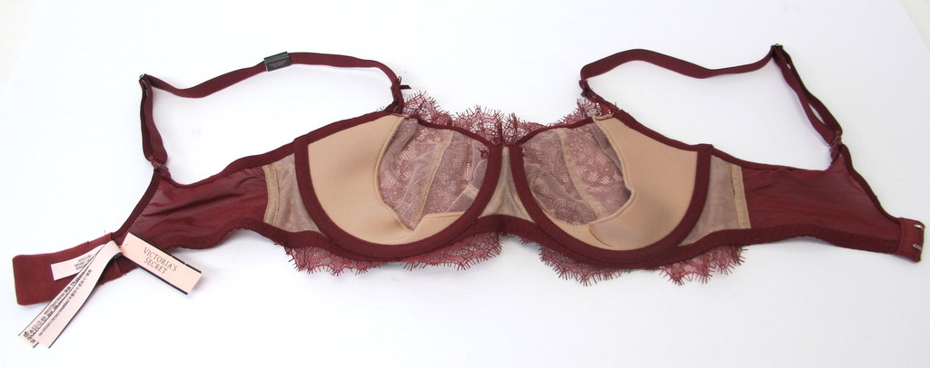 Victoria's Secret Underwire Dark Red Lace Bra-Size 32 DD | Property Room