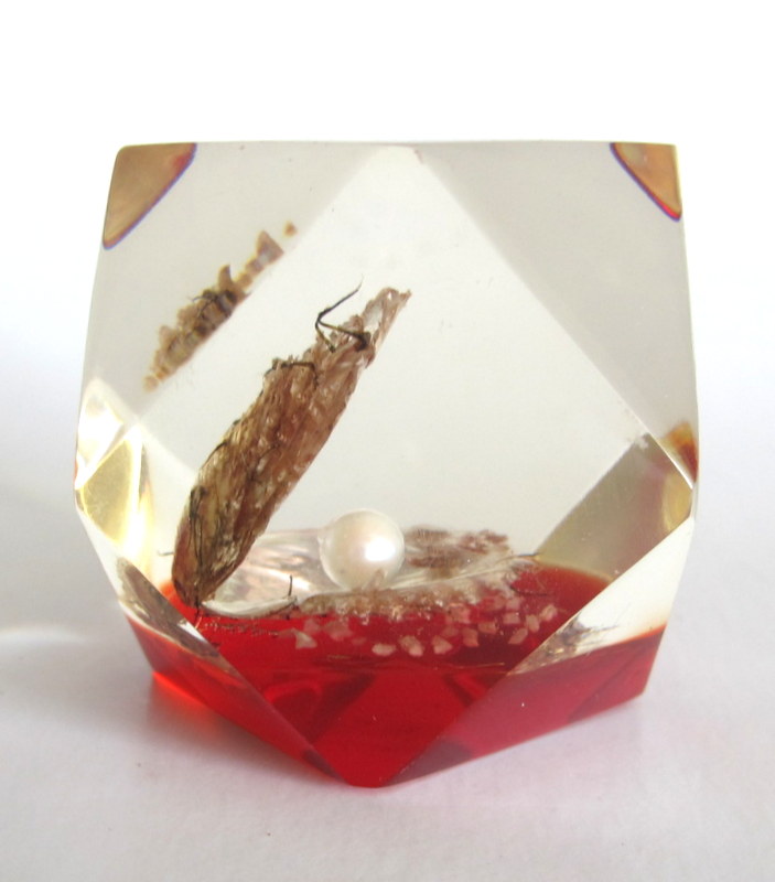 "CHRIST The Pearl of Great Price" Lucite Paperweight with Real Pearl ...