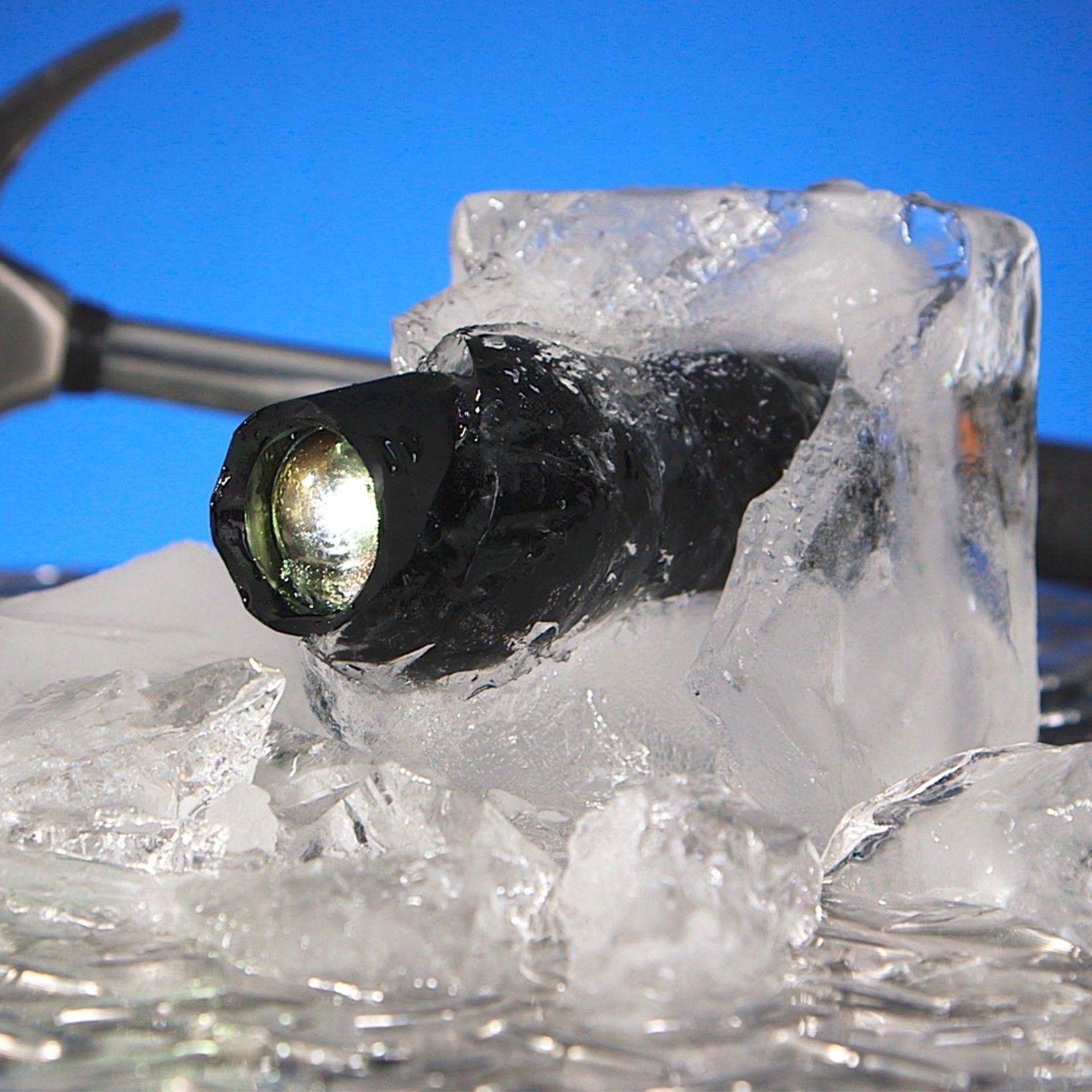 Bell & Howell Taclight High Performance Flashlight Zoom Function Water ...