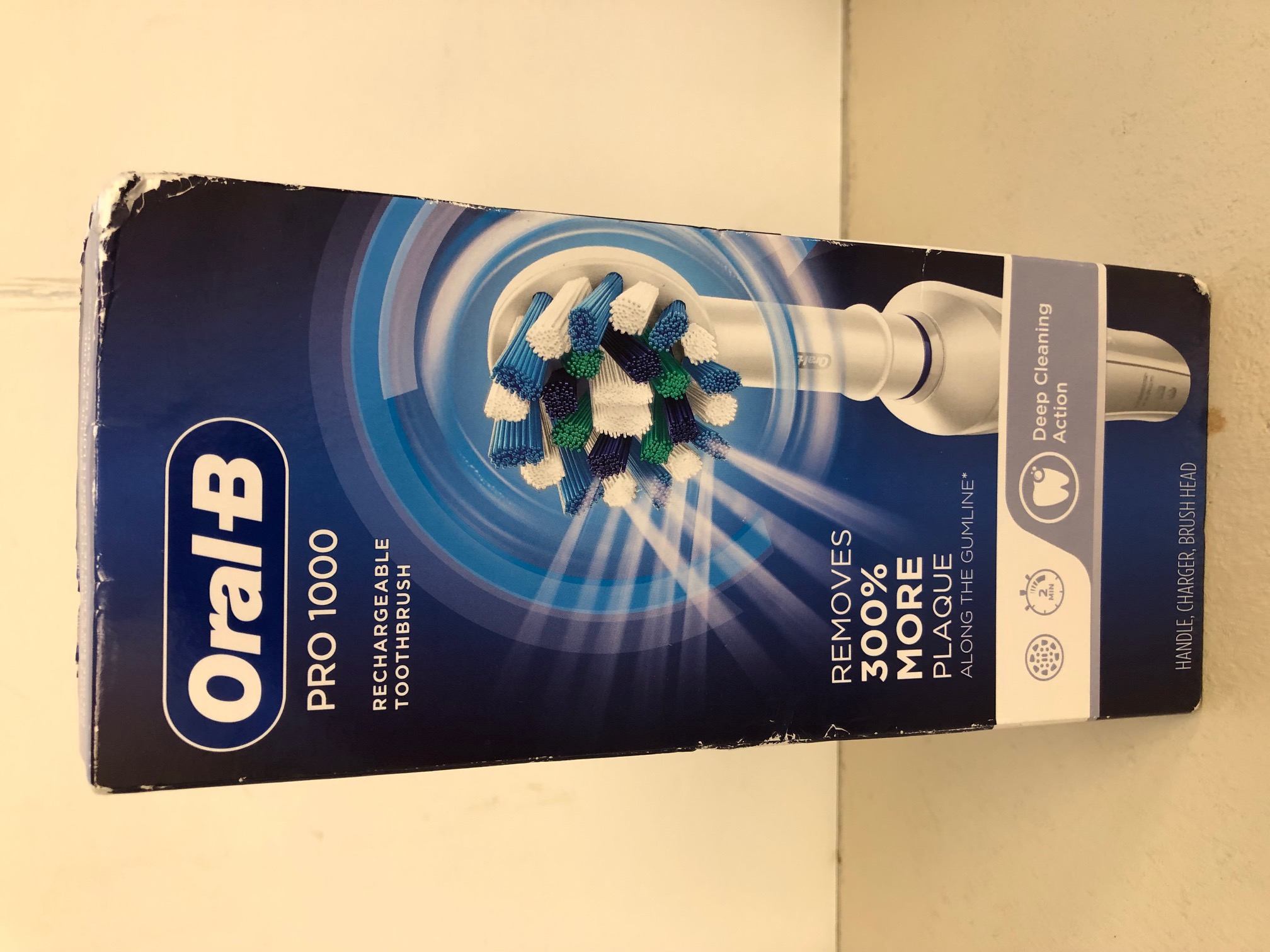 Oral B Pro 1000 Power Toothbrush | Property Room