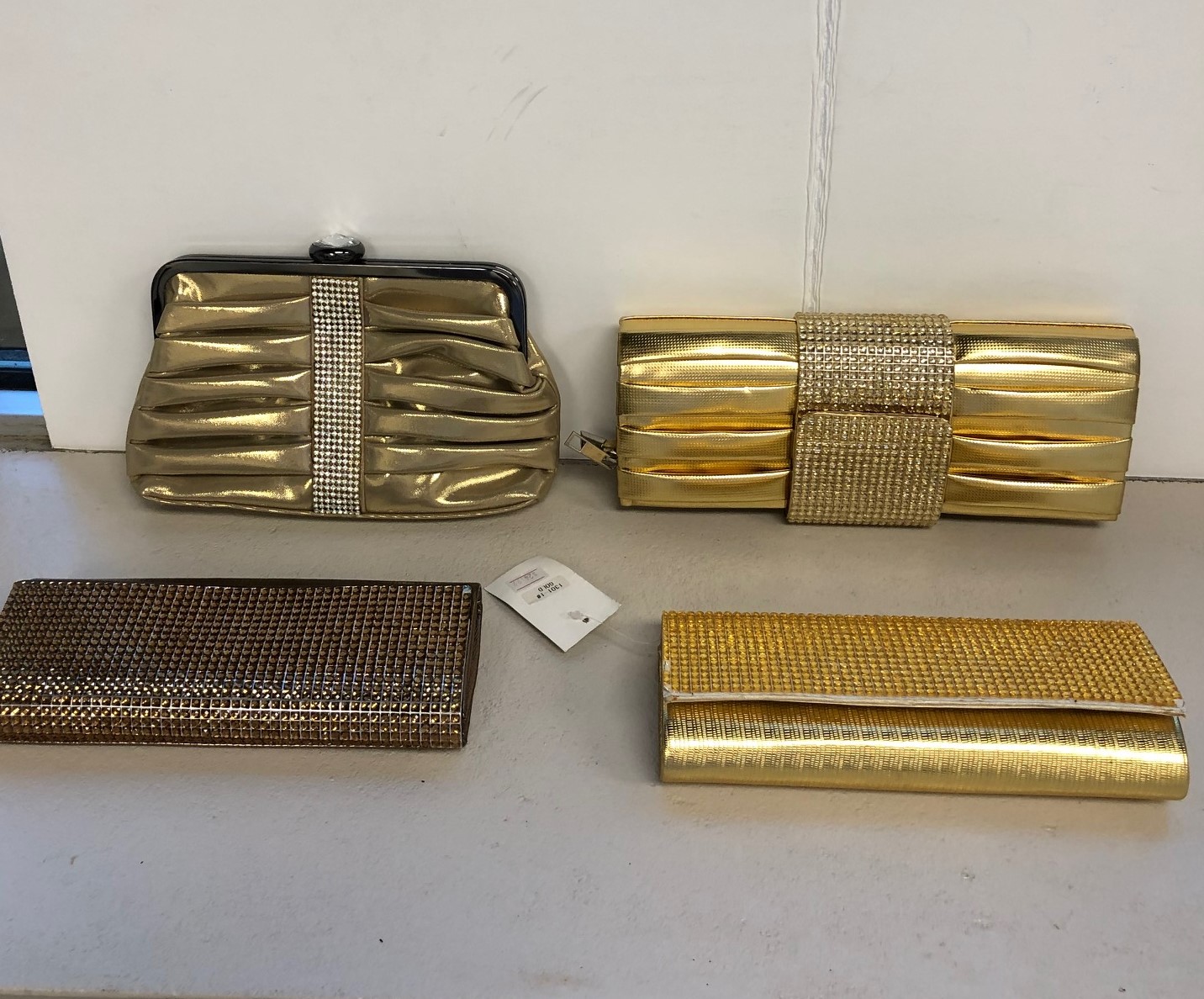 Handbags Purses 4 Pieces | Property Room