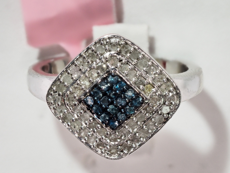 Diamond Ring Value $788.00 | Property Room