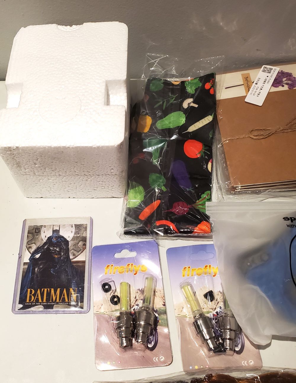 Lot of 11 General Merchandise Items | Property Room