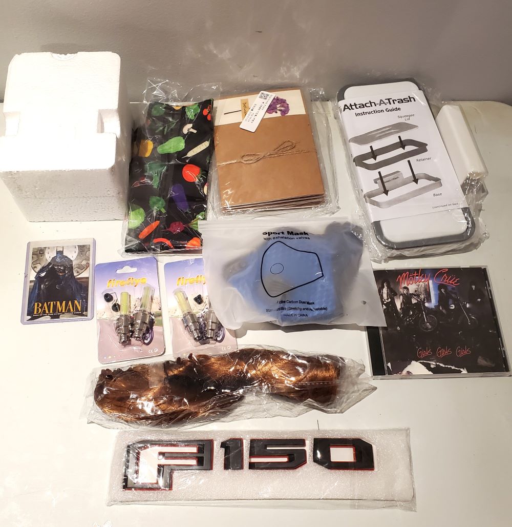 Lot of 11 General Merchandise Items | Property Room