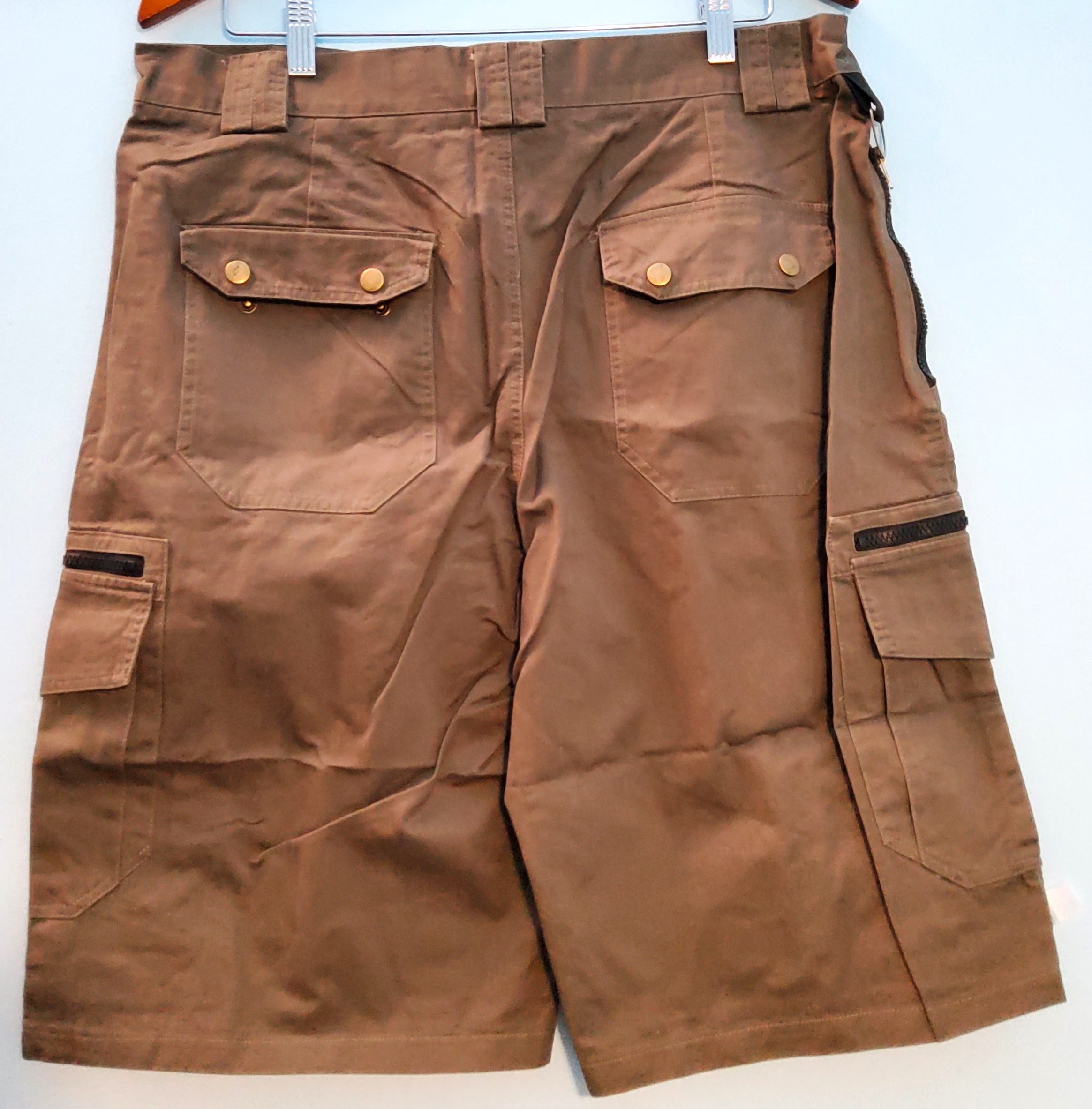New, Men Tactical Cargo Short Pant Size 2XL | Property Room