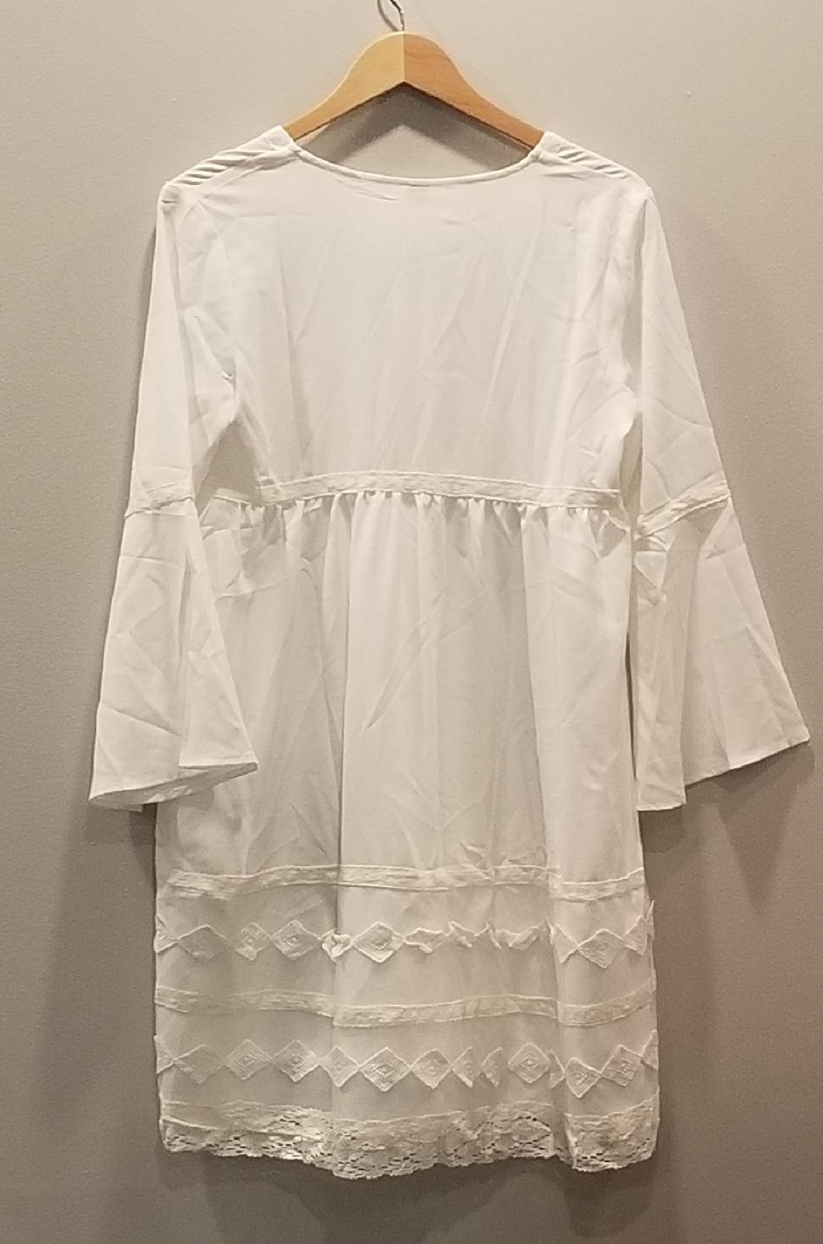 New with Tag Solid White Plunging V-Neck Long Sleeve Dress Size - S/M ...