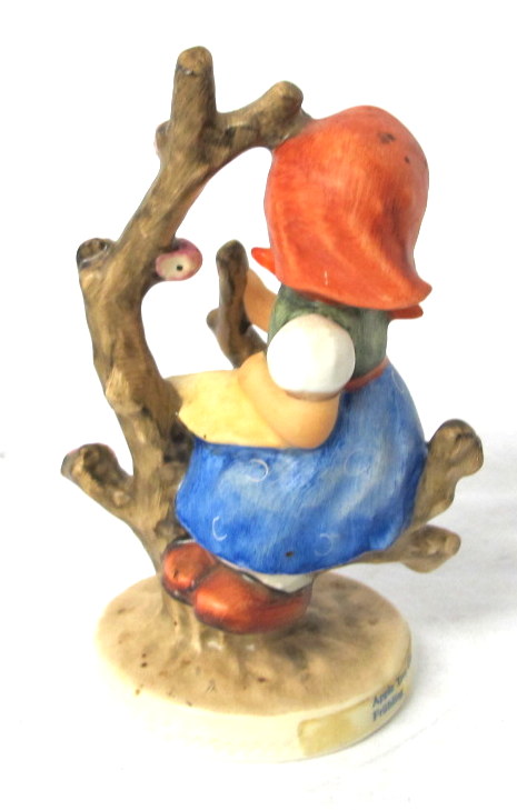 Vintage Hummel "Apple Tree Girl" Circa 1970's | Property Room