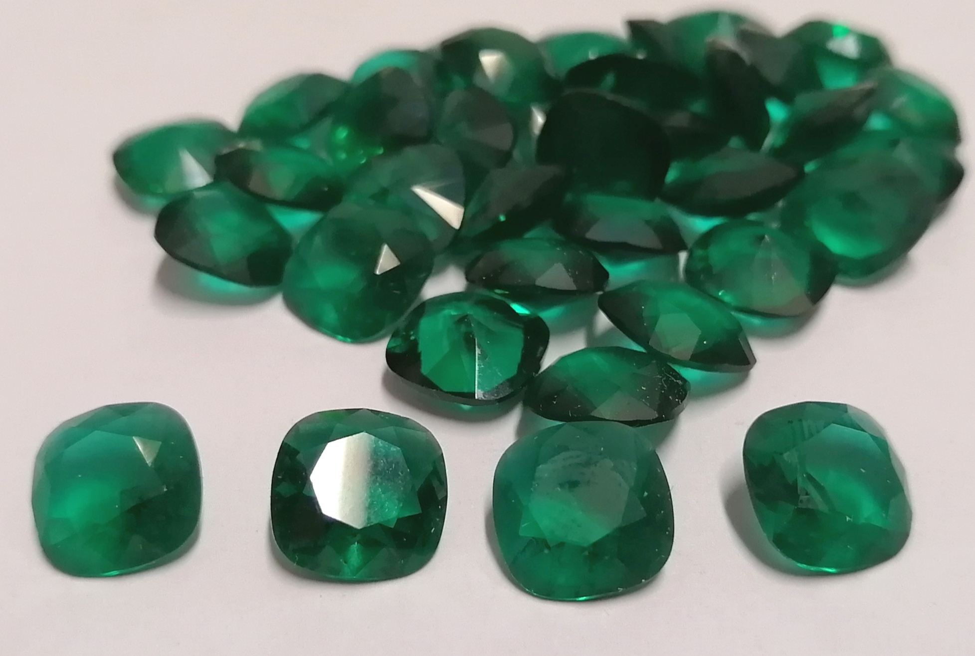 SWAROVSKI STONES - ART 4470 12MM EMERALD UNFOILED STONES - 144 PIECES ...