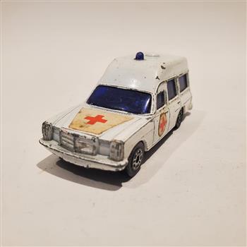 Vintage 1970's Corgi Juniors Mercedes Benz 2200 Binz Ambulance Great ...