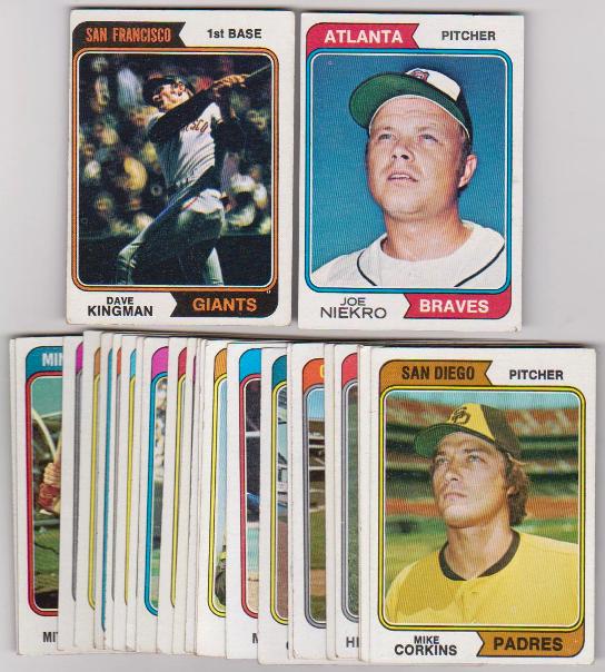 25 Different 1974 Topps Baseball Cards - Dave Kingman + More | Property ...