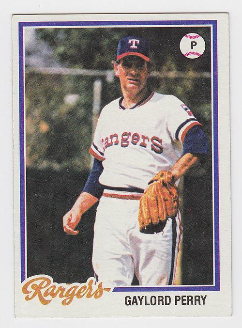 1978 Topps #686 Gaylord Perry Baseball Card - Hall Of Famer | Property Room