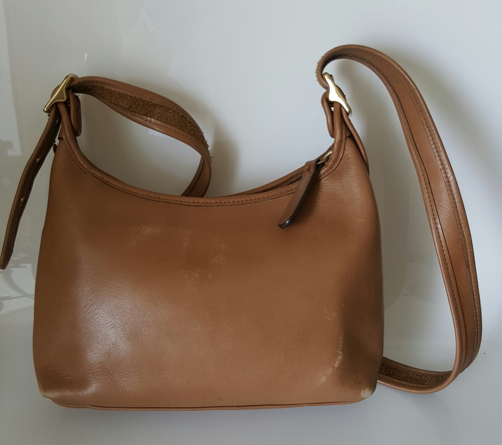 Vintage Coach Legacy 9136 Camel Leather Shoulder Bag | Property Room