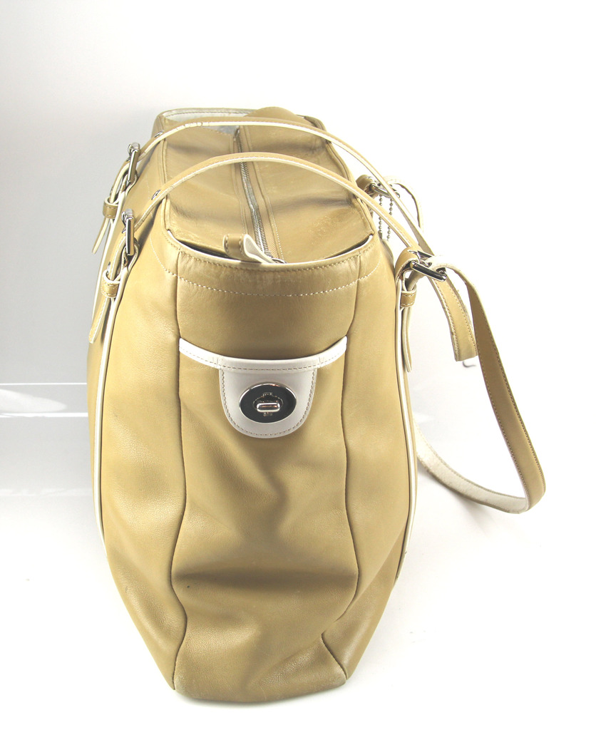 Coach Beige Leather Tote Bag 5128 | Property Room