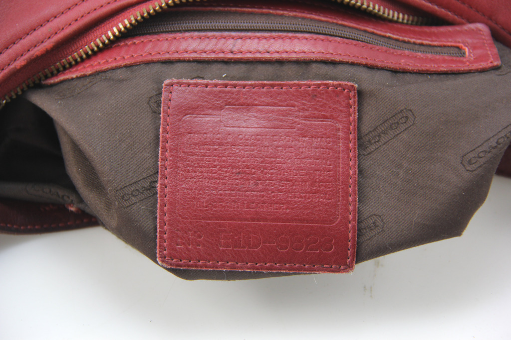 Coach Legacy 9823 Hobo Bucket Leather Bag | Property Room