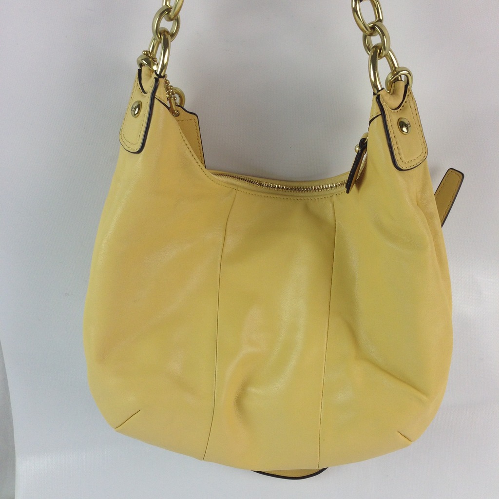 Coach Peach Leather Hobo Purse | Property Room