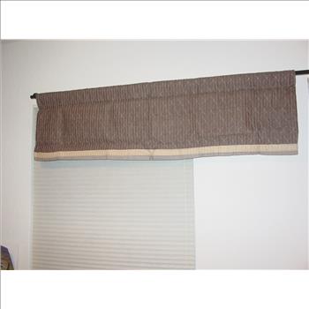 Studio JCPenney Home Collection New Window Valance Size 52'' | Property ...