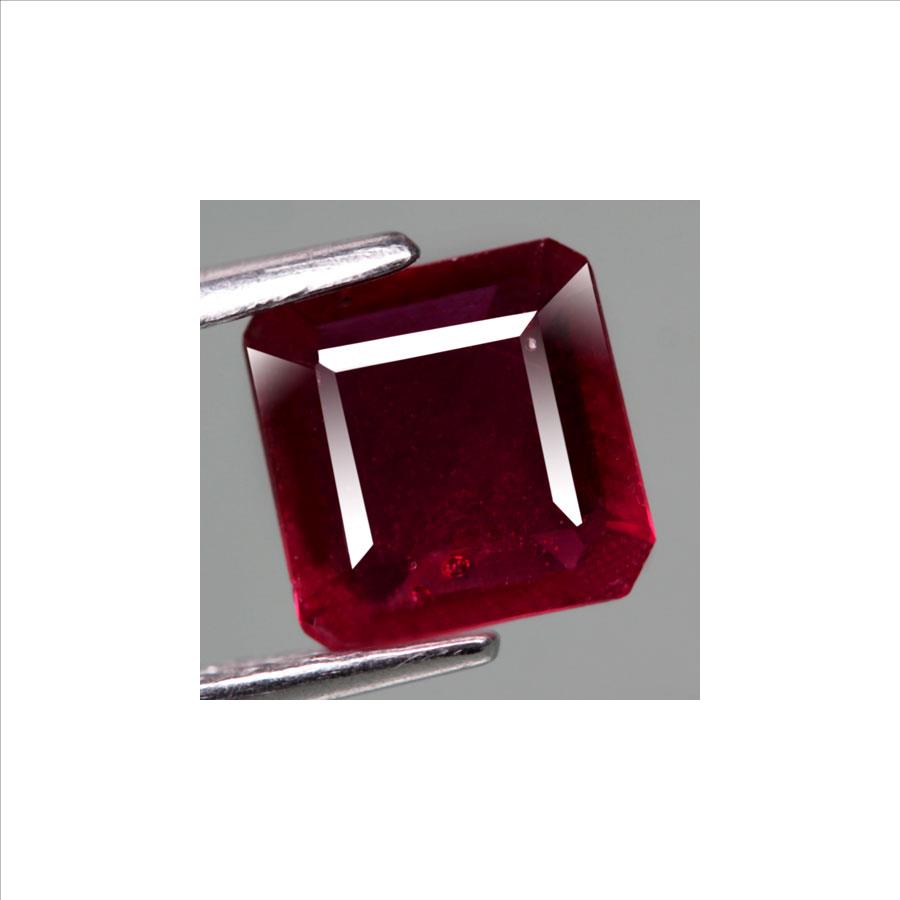 .90 ct Natural Ruby Octagon Cut Loose Gemstone | Property Room