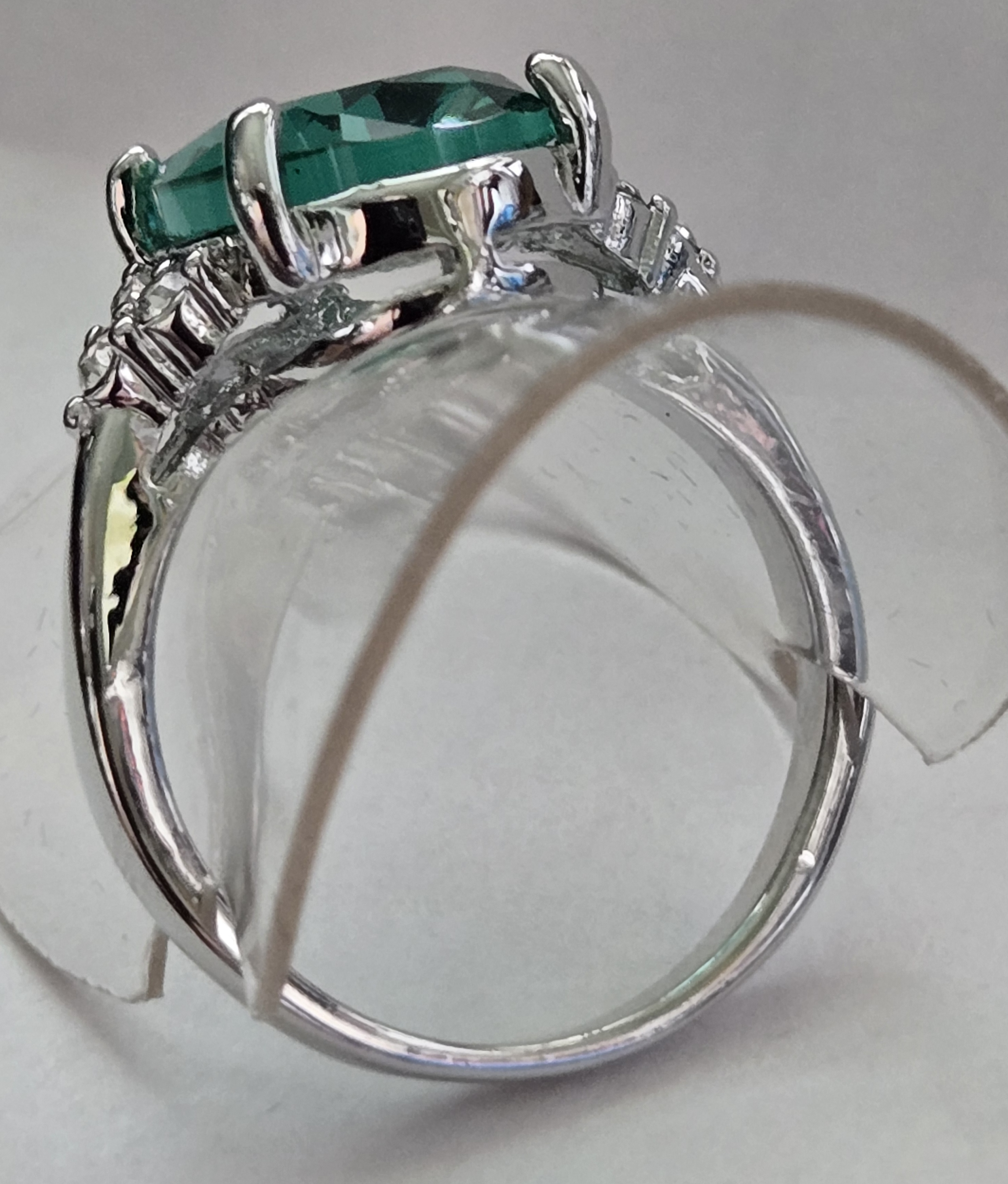 No Reserve Emerald & Austrian Crystal Ring Size 6 | Property Room