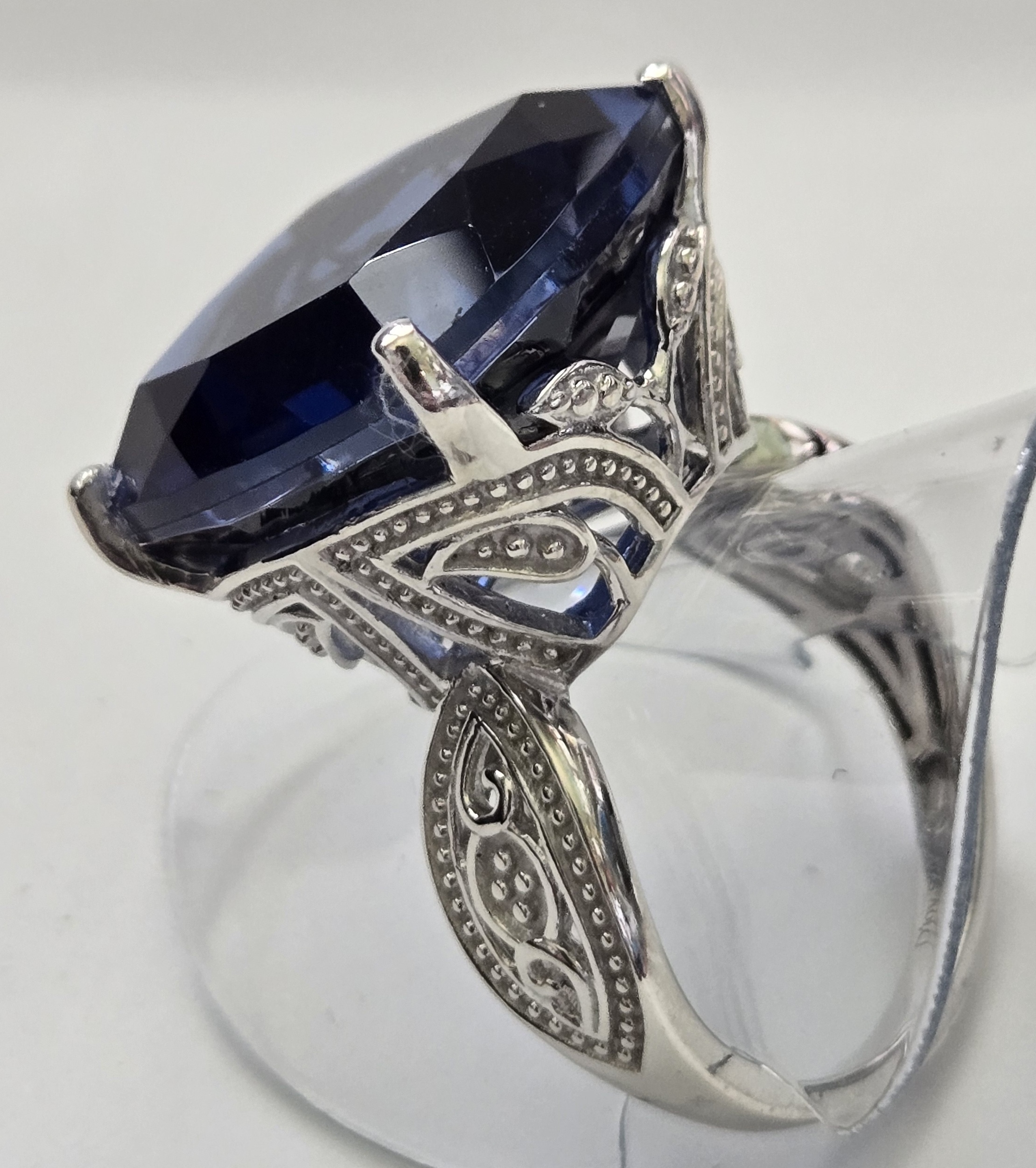 No Reserve Natural Ceylon Quartz Ring Size 9 | Property Room