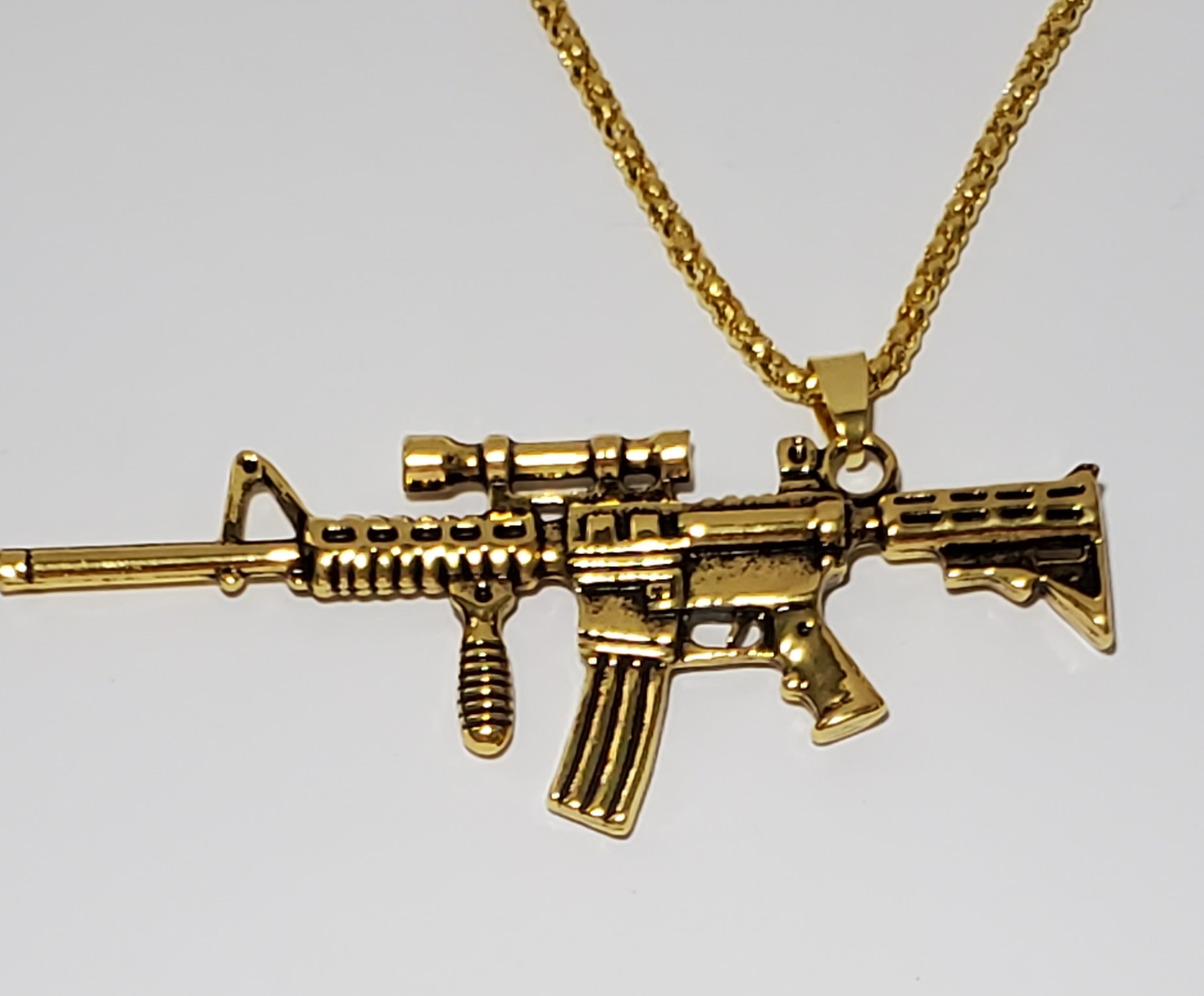 No Reserve Machine Gun Assault Rifle Pendant & Chain Necklace GP ...