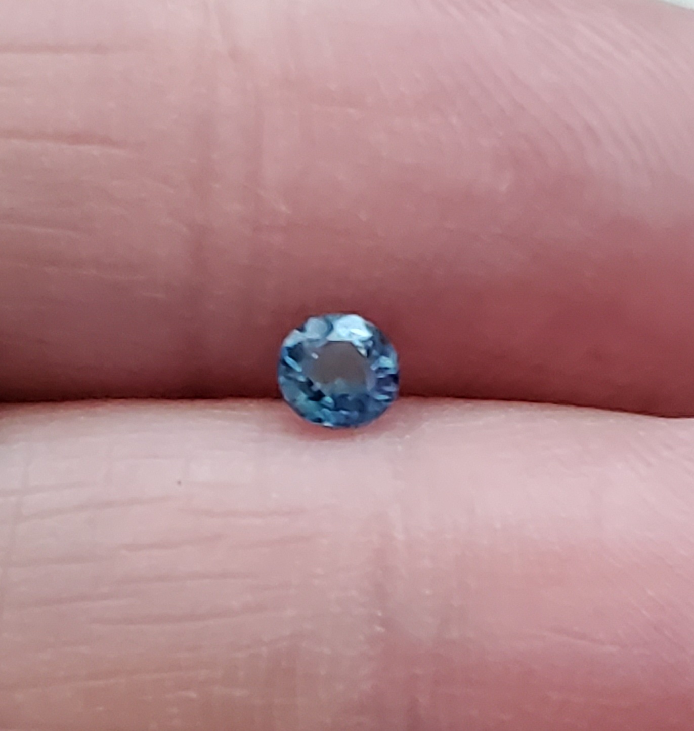 No Reserve 3.5mm Natural Sapphire Round Cut Loose Gemstone | Property Room
