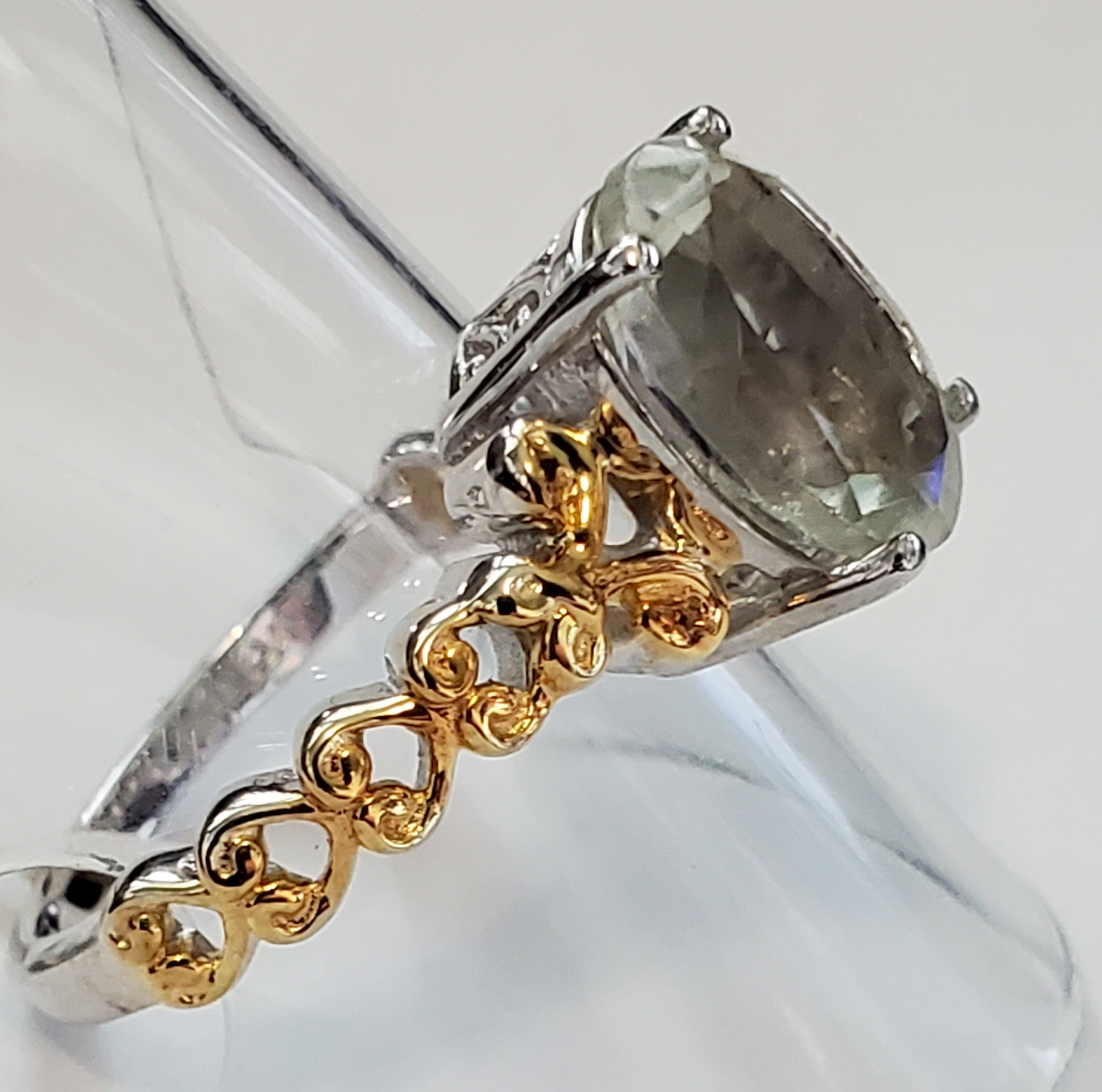 No Reserve Natural Green Amethyst Ring Size 10 | Property Room