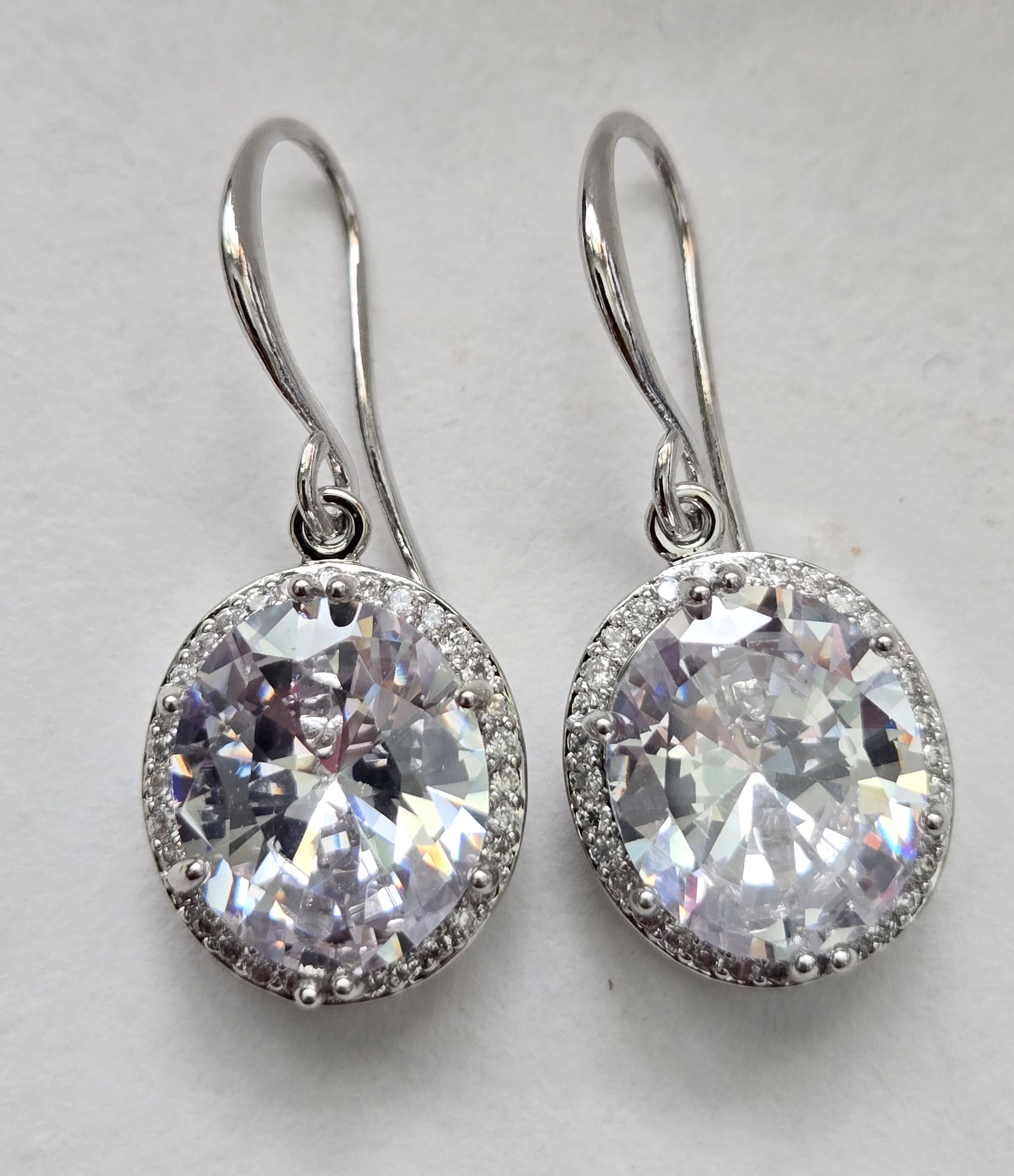 No Reserve .Simulated Diamond Halo Dangle Earrings | Property Room