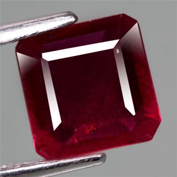 .90 ct Natural Ruby Octagon Cut Loose Gemstone | Property Room