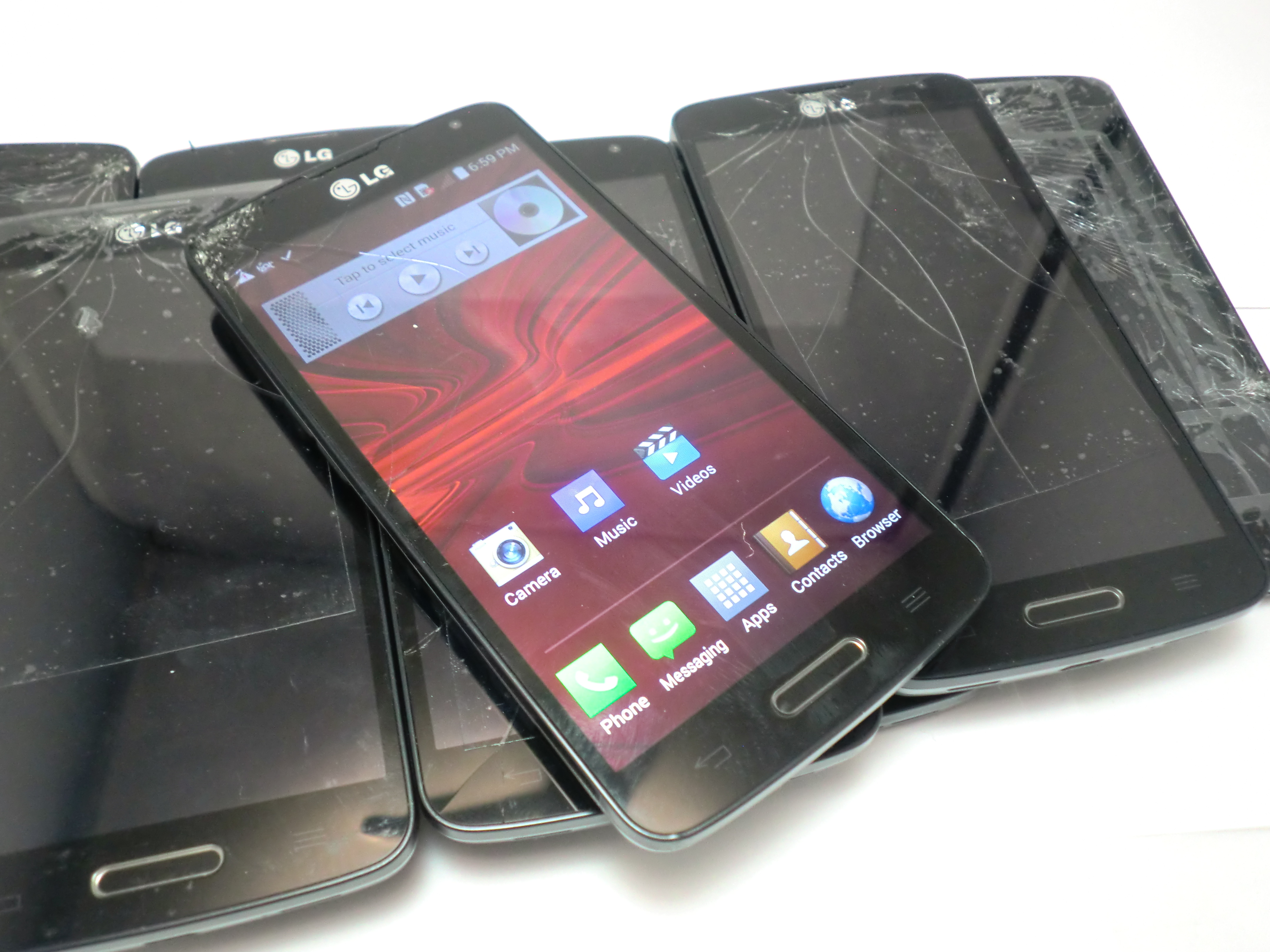 8QTY - Boost Mobile LG VOLT Android Smartphones | Property Room