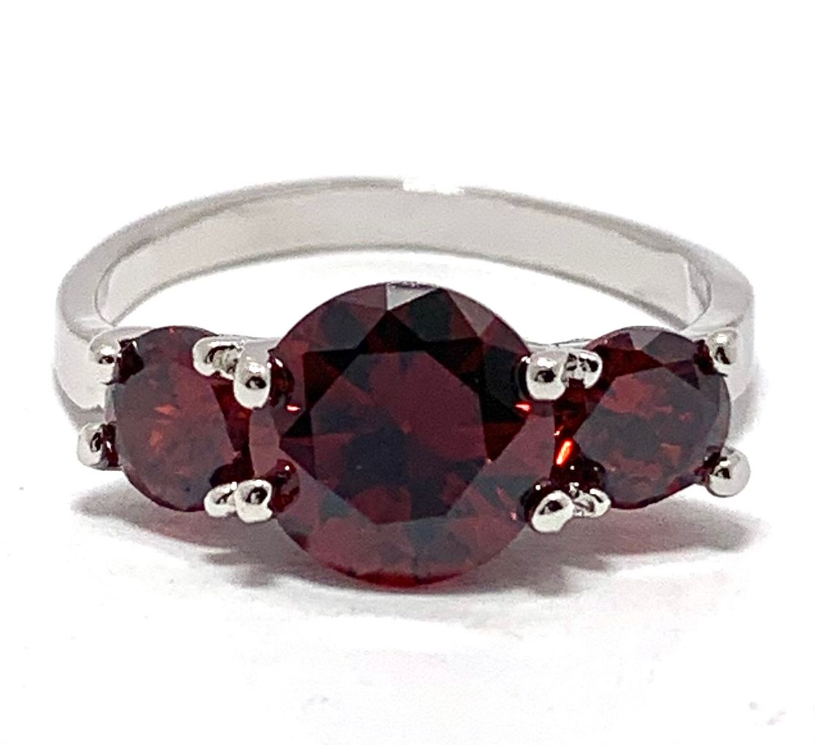 14k White Gold Over Jewelry Brass 4.00ctw Garnet Ring | Property Room