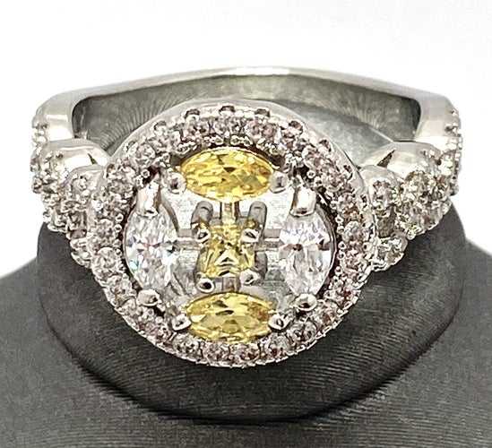 1.90ctw AAA Grade Yellow & White CZ Ring | Property Room