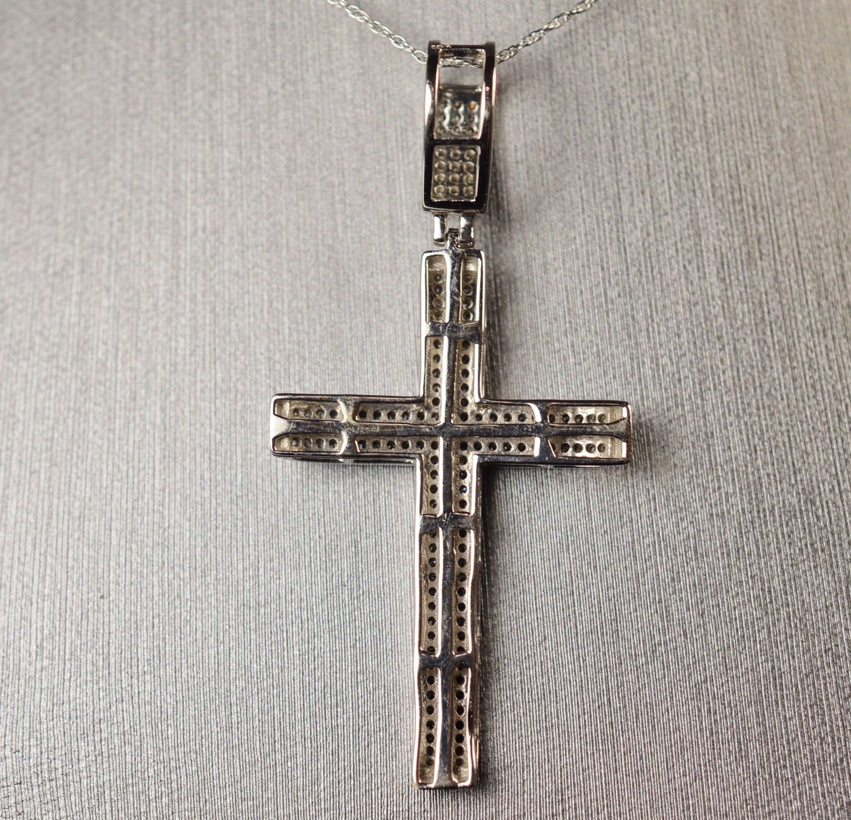 $1,390 Retail 14K Gold Pave Set Diamond Cross Pendant W/ Gold Chain ...