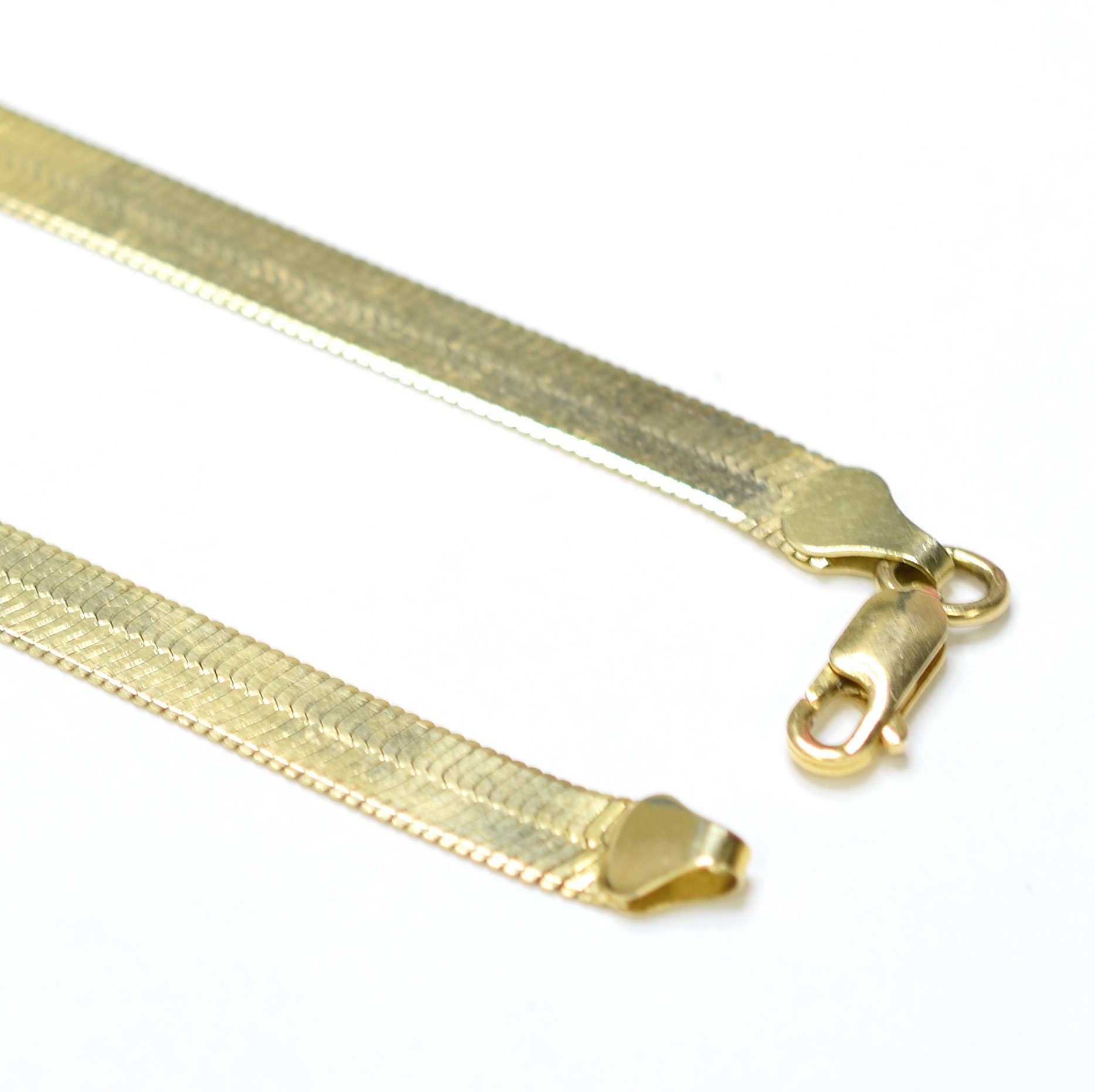 14K Yellow Gold 16.66 Grams Omega Style Chain Necklace | Property Room