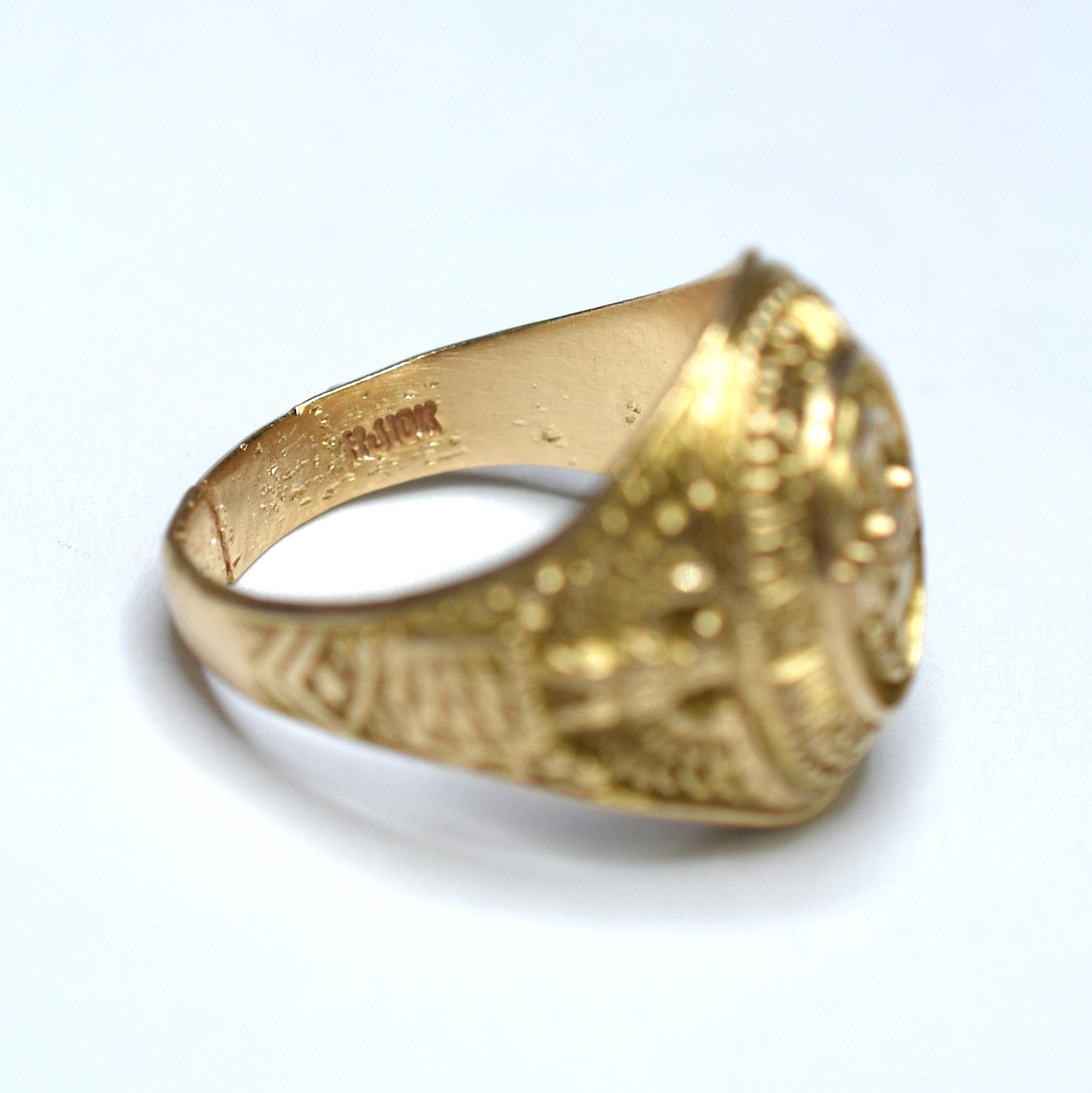 10K Yellow Gold 10.80 Grams Naval Training School Class Ring | Property ...