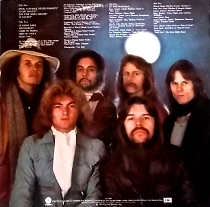 BOB SEGER ~ "NIGHT MOVES" ALBUM ~1976 CA[ITOL | Property Room