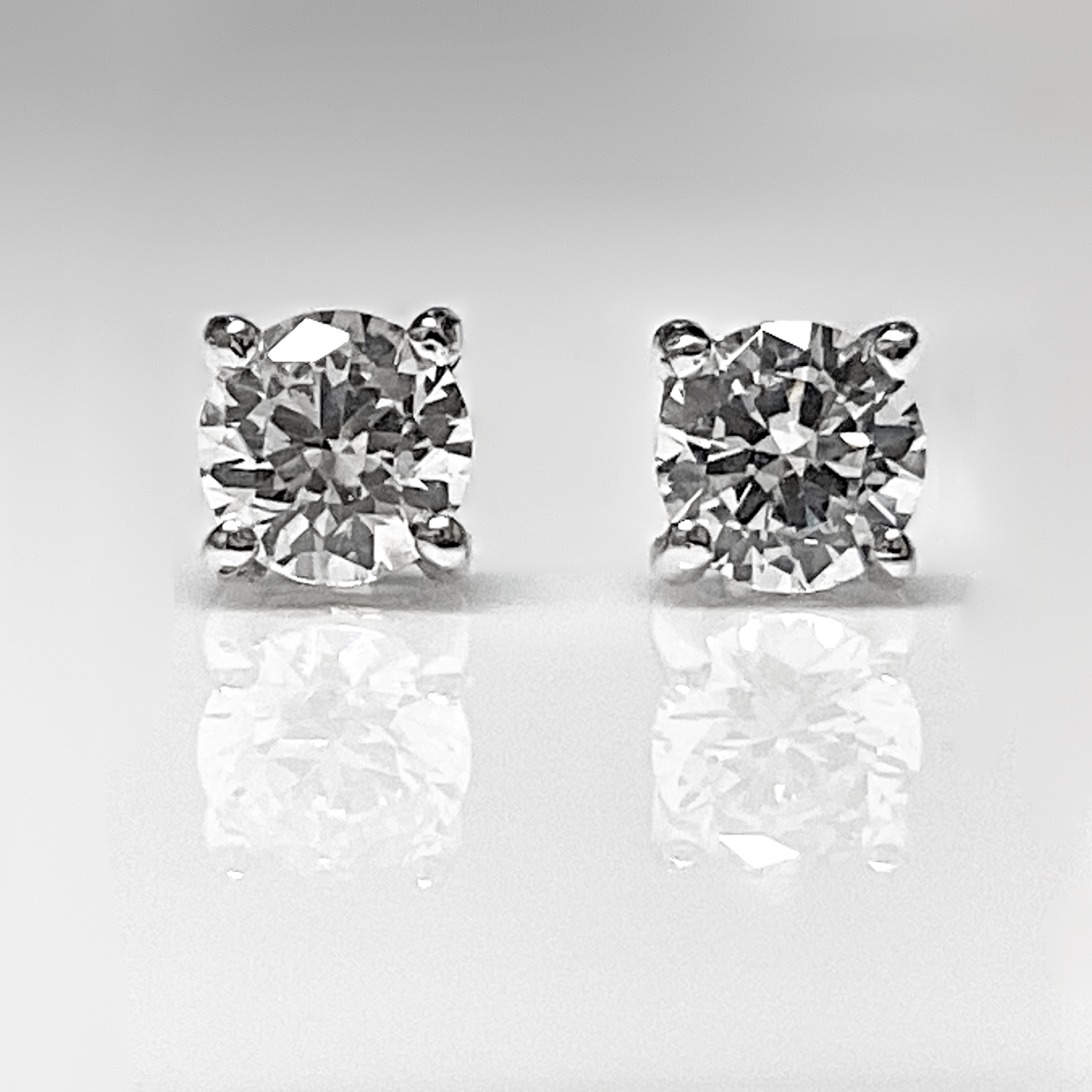 Sterling Silver 5mm Stud Earrings | Property Room