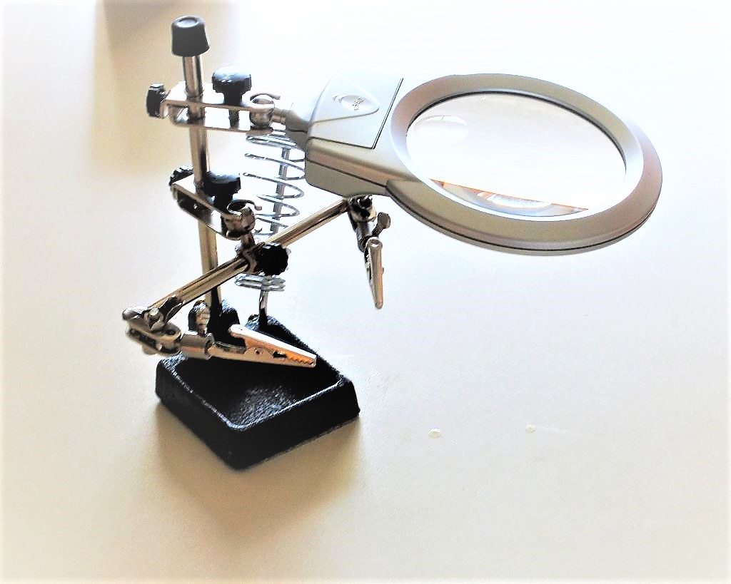 Jumbo Helping Hands With Soldering Iron Stand With LED Lights ...