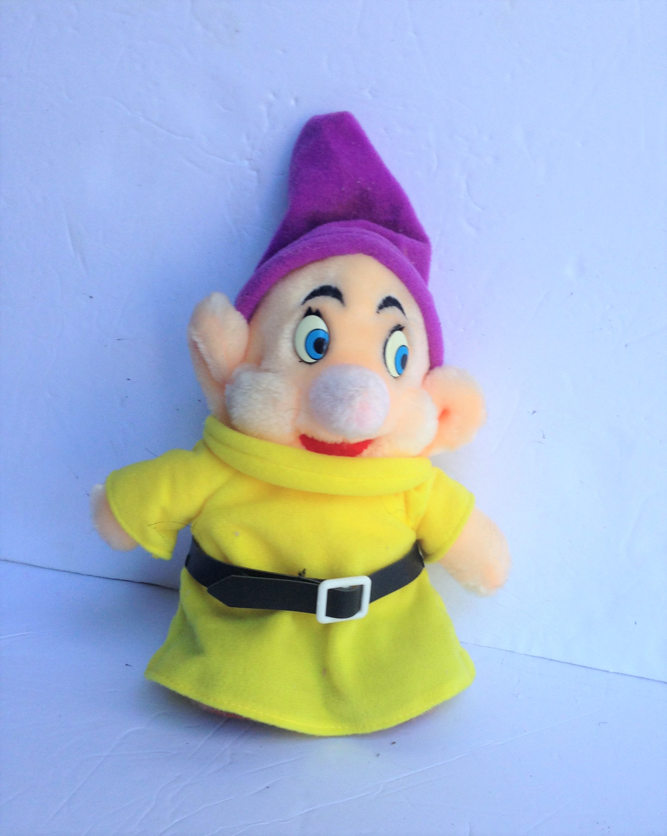 Disney Snow White Dopey Dwarf stuff toy 6 inches | Property Room