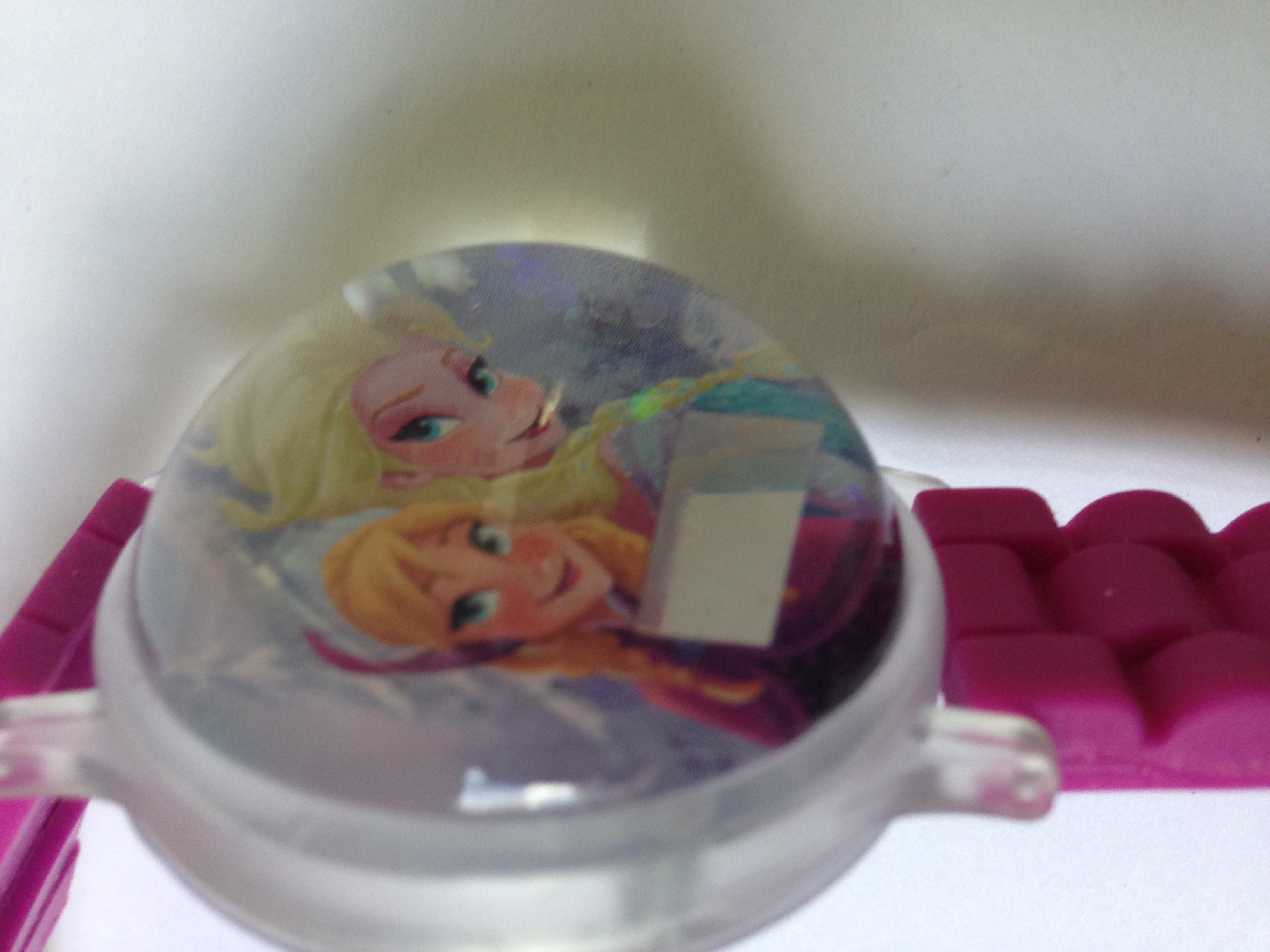 Disney Girls Frozen Anna and Elsa Light Up Snow-Globe Digital Pink ...