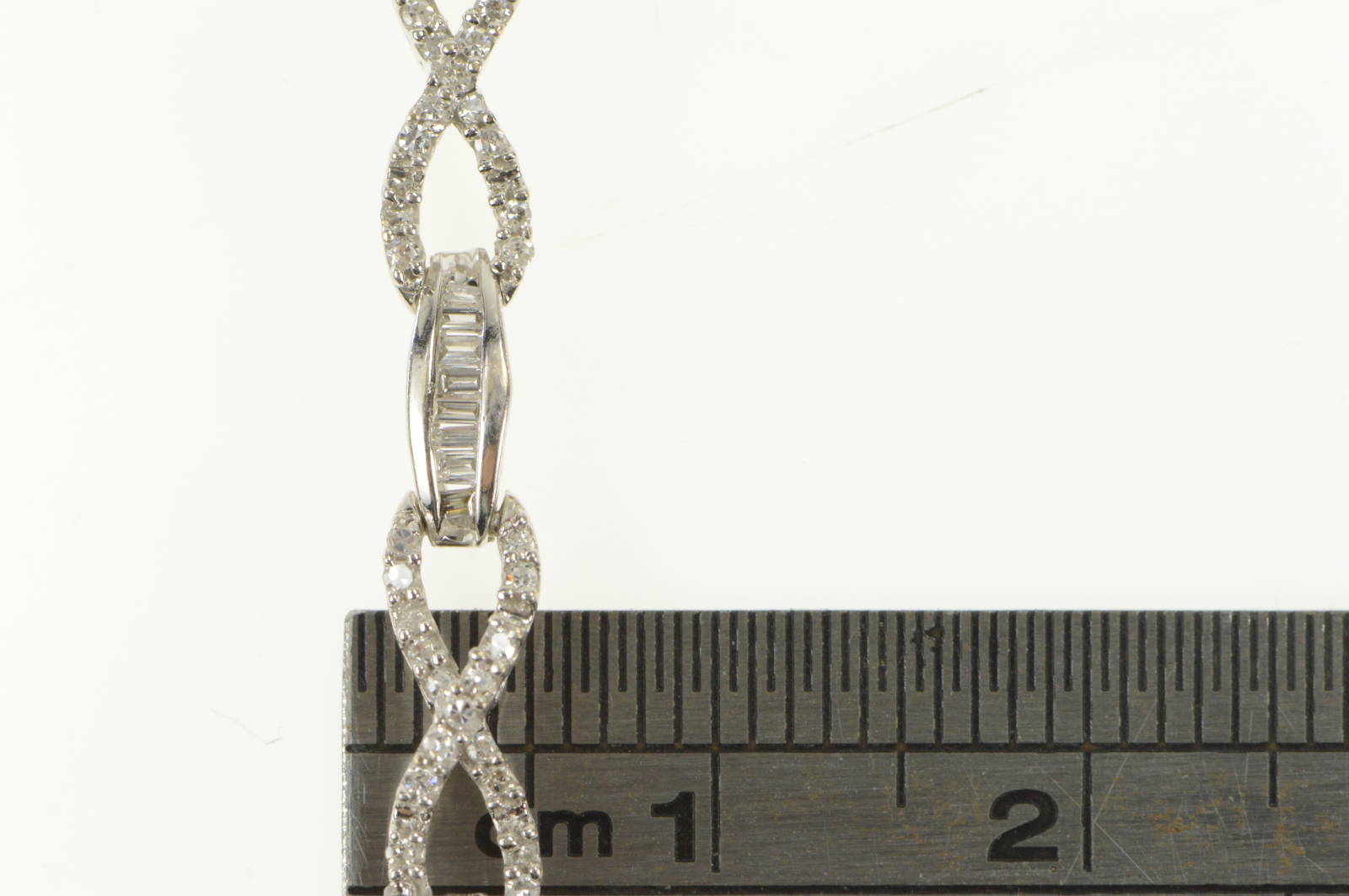 10K 1.65 Ctw Diamond Encrusted Infinity Link Tennis White Gold Bracelet ...