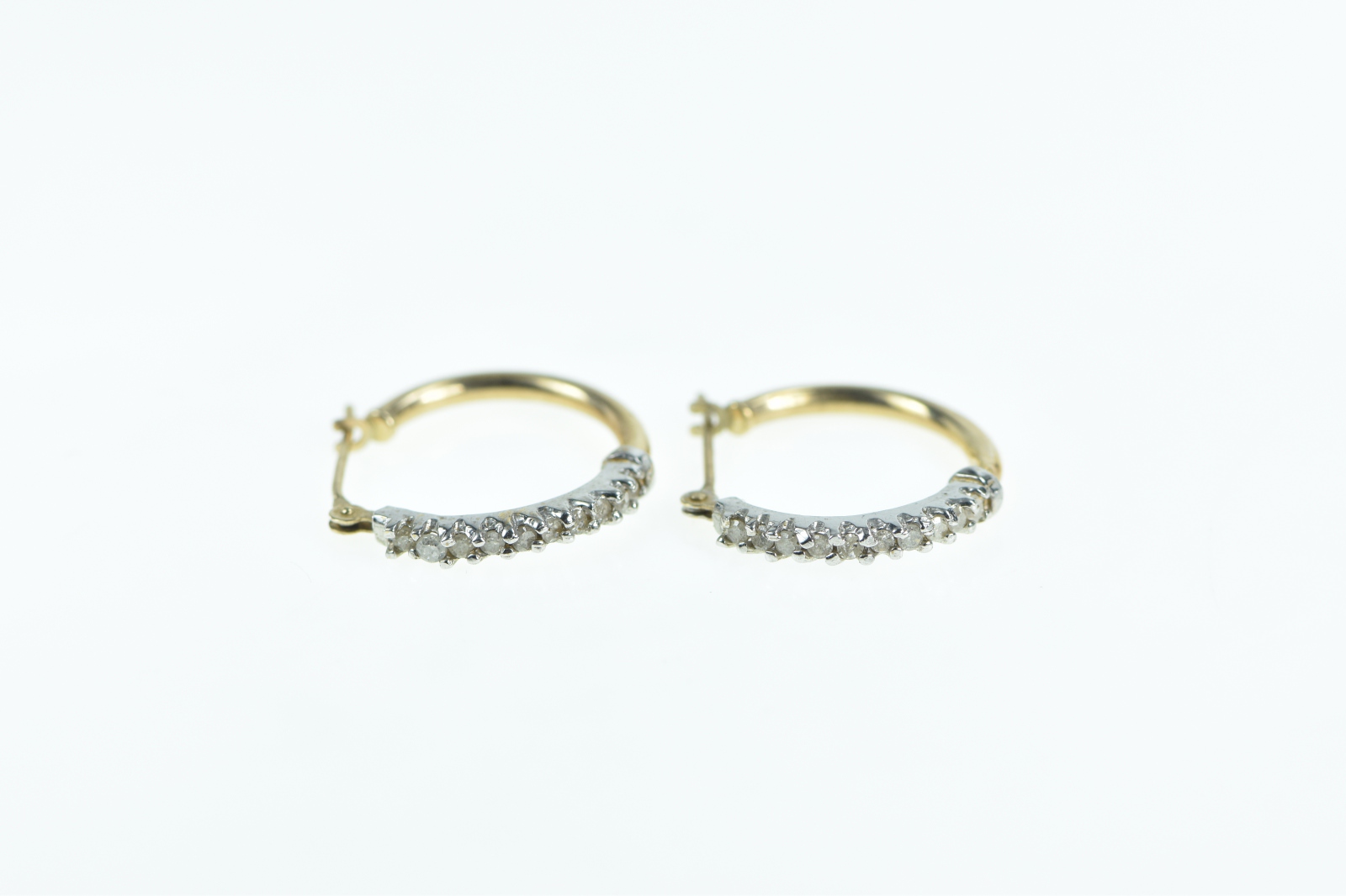 10K 16.9mm Vintage Classic Diamond Hoop Yellow Gold Earrings | Property ...