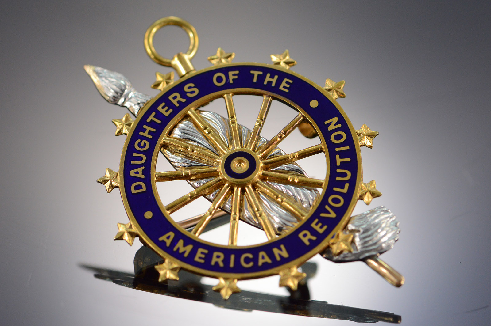10K 5.7g Vintage Blue Enamel Daughters of The American Revolution ...