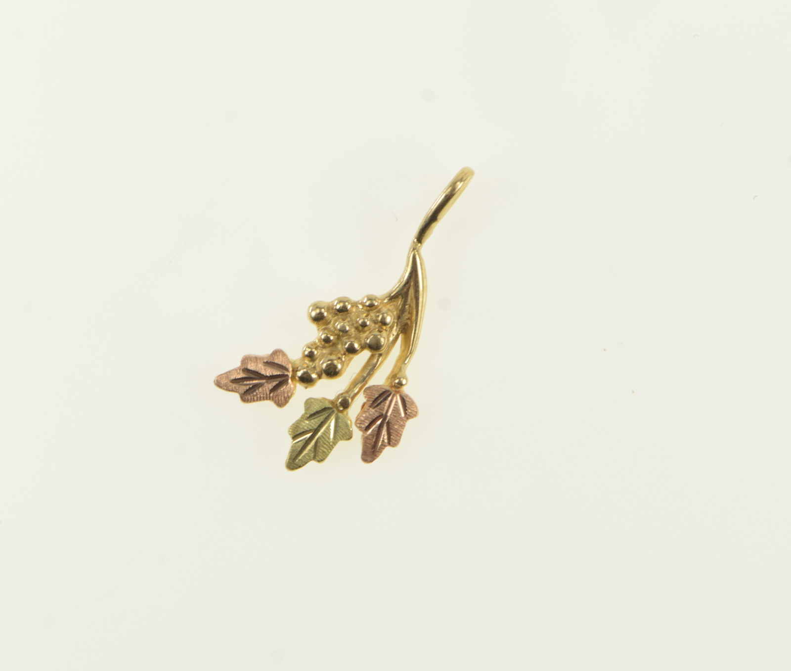 10K Black Hills Gold Leaf Nature Motif Yellow Gold Charm/Pendant ...