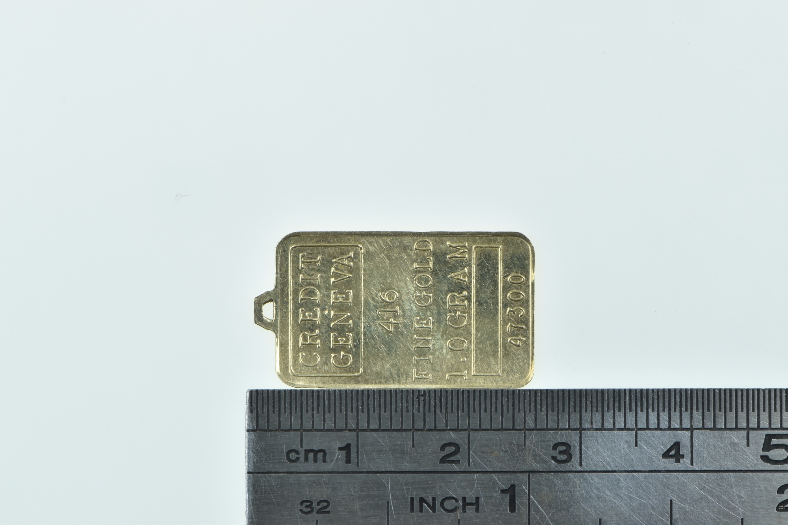 10K Credit Geneva 416 1 Gram Bar Yellow Gold Charm/Pendant | Property Room