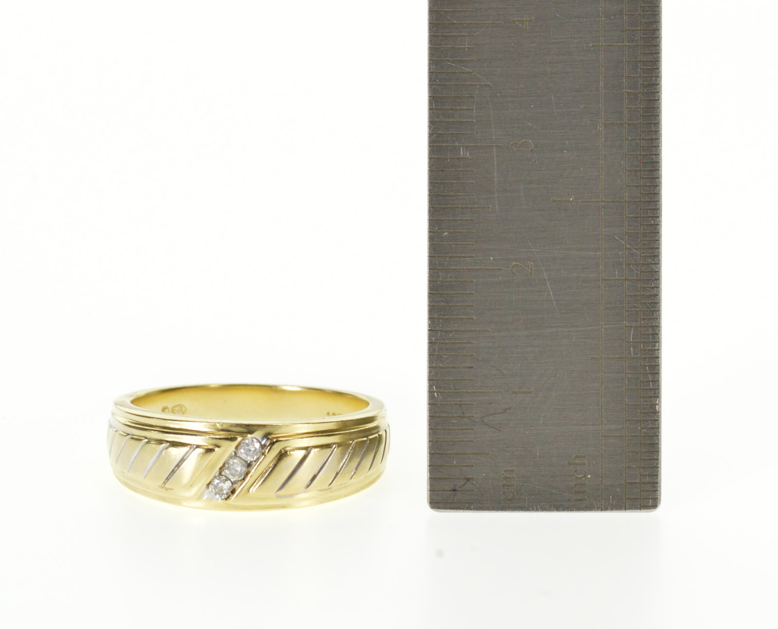 10K Diamond Channel Inset Grooved Stripe Pattern Yellow Gold Ring, Size ...