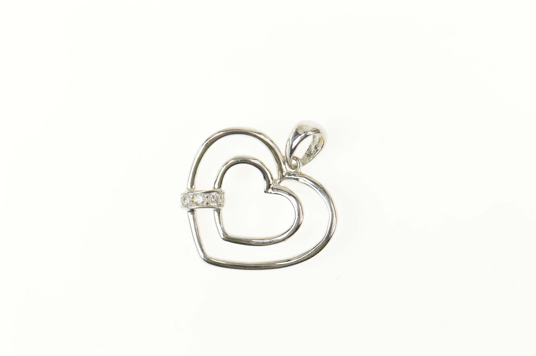 10K Diamond Classic Heart Love Symbol White Gold Pendant | Property Room
